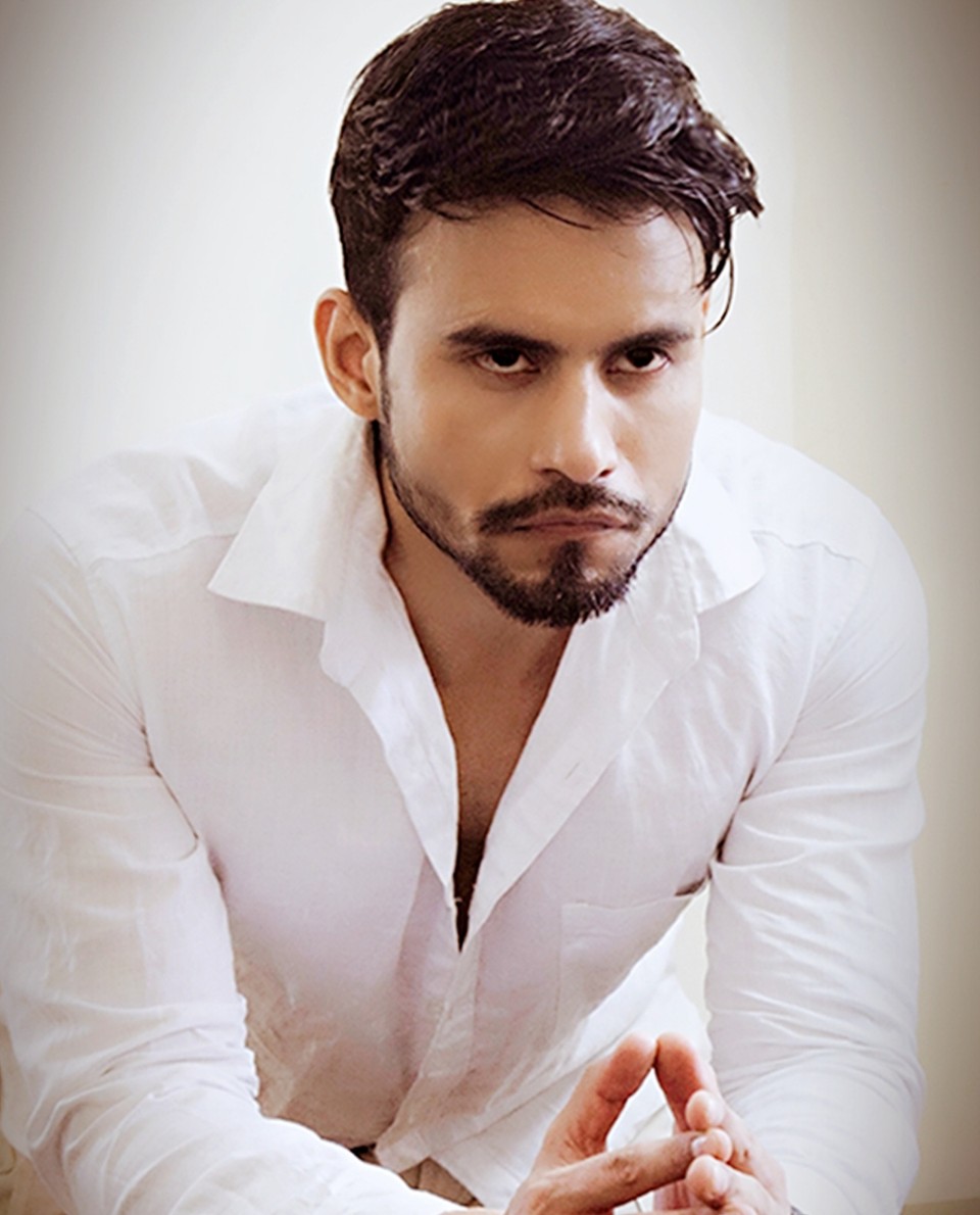 Jiten Bisht - CastYou