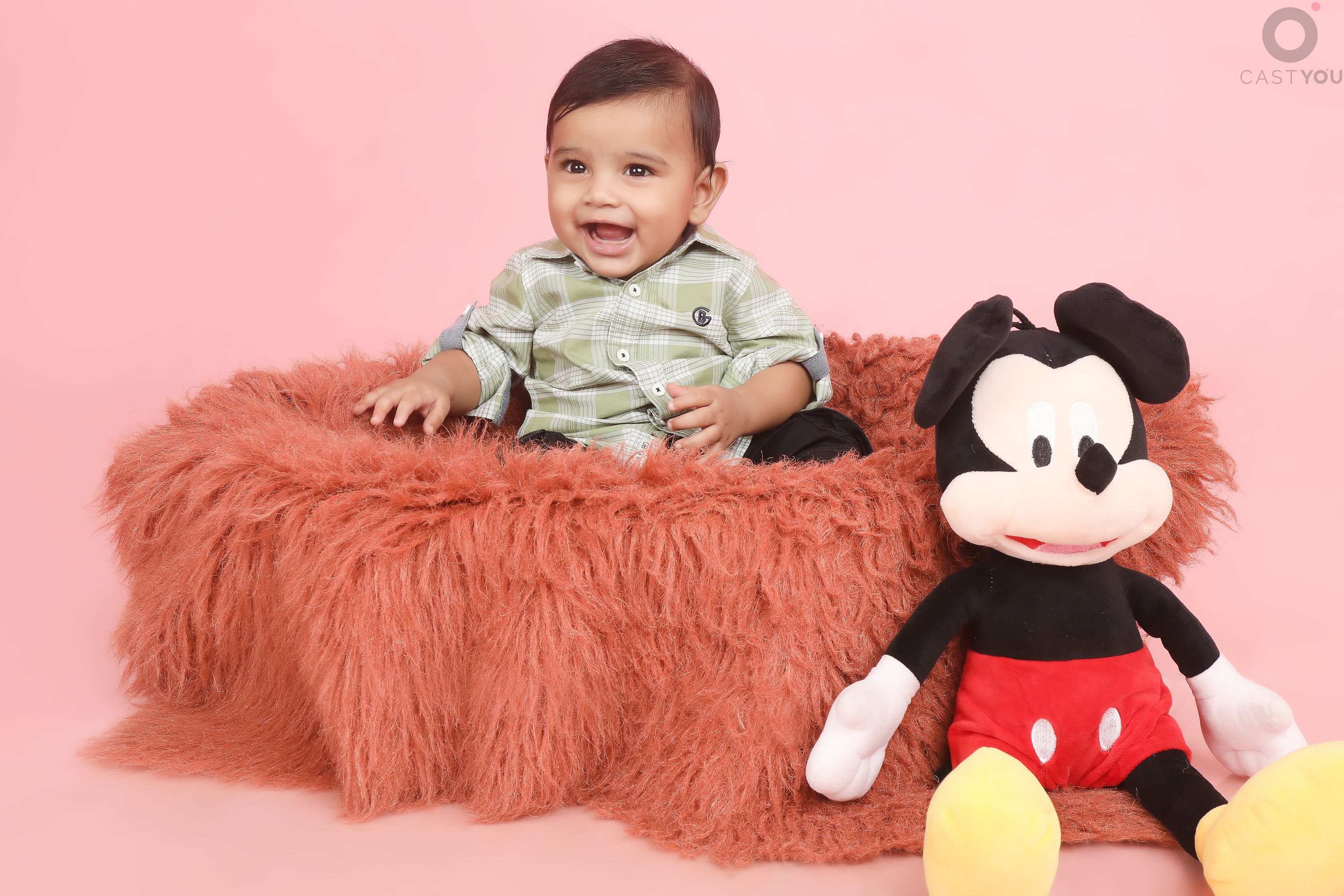 Takashq Gondane - CastYou