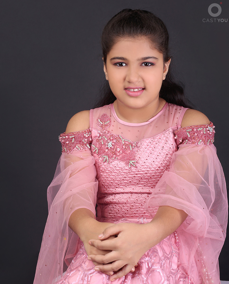 Ishika Singh - CastYou