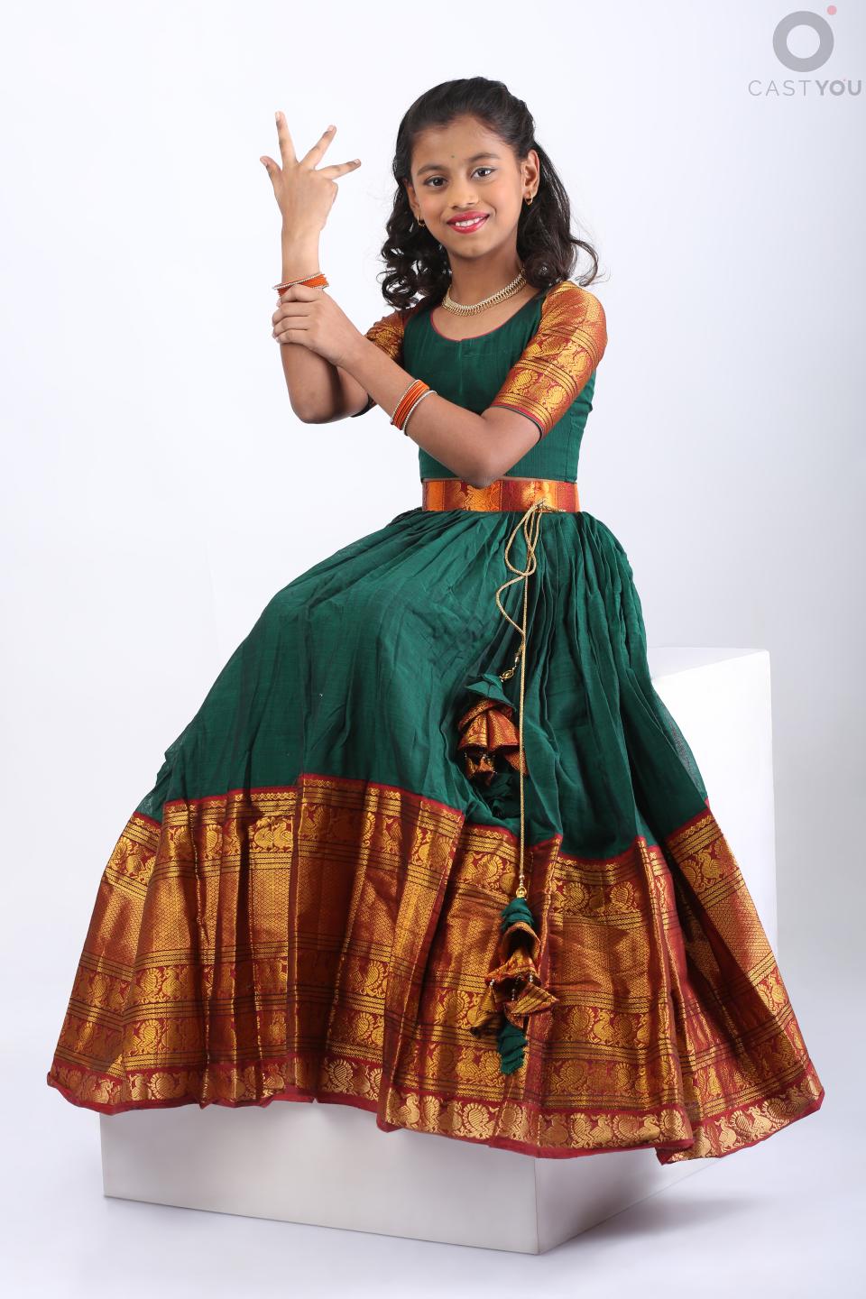 Erukala Aarthee - CastYou