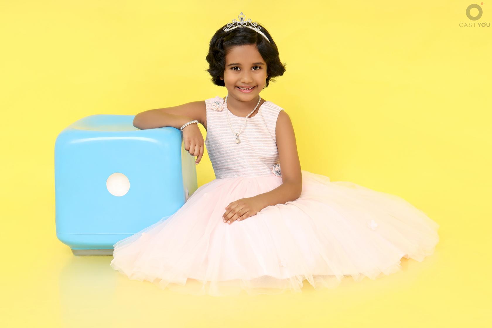 Mahasri YS - CastYou