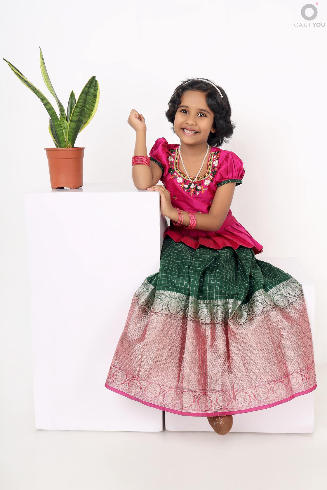 Mahasri YS - CastYou