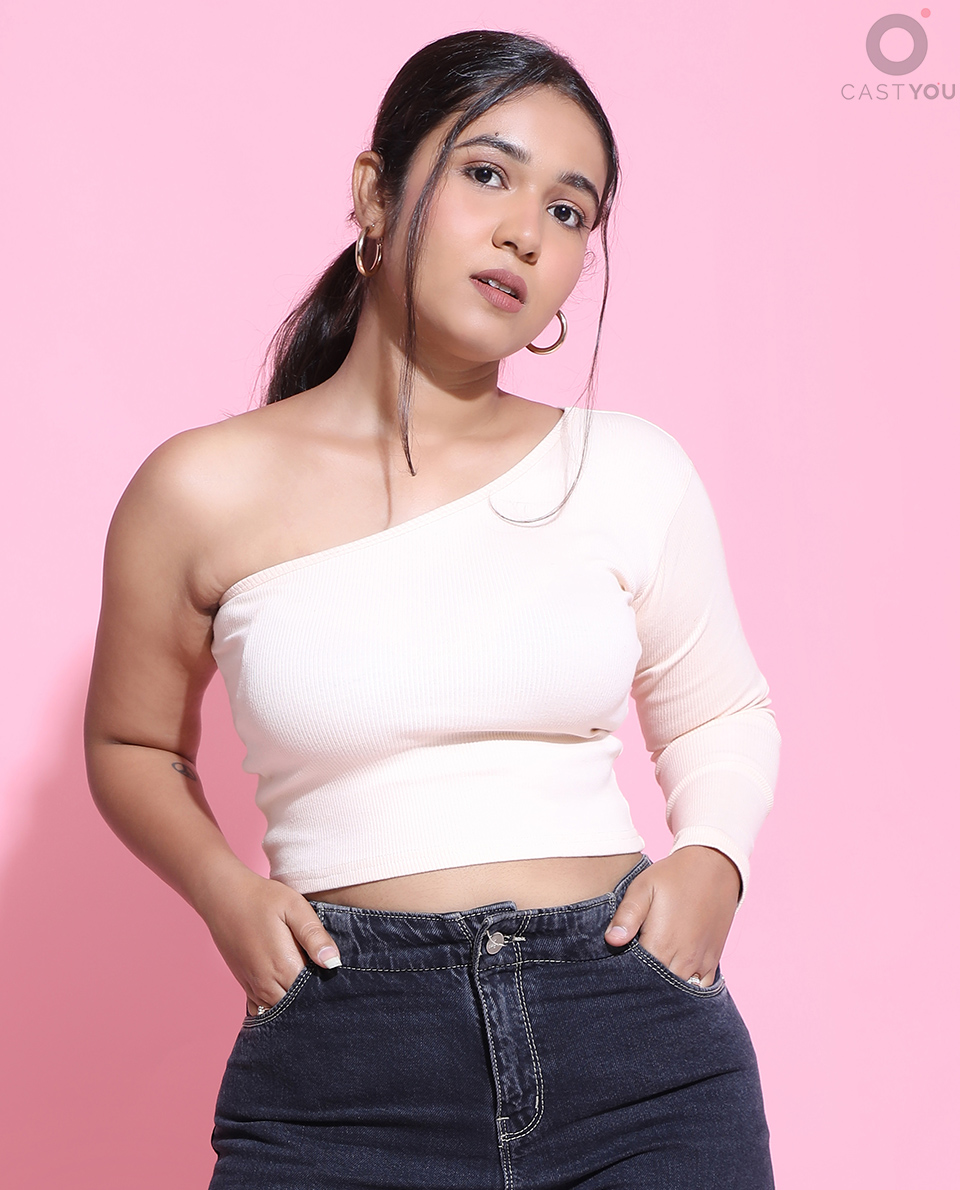 Dhruvi Soni - CastYou