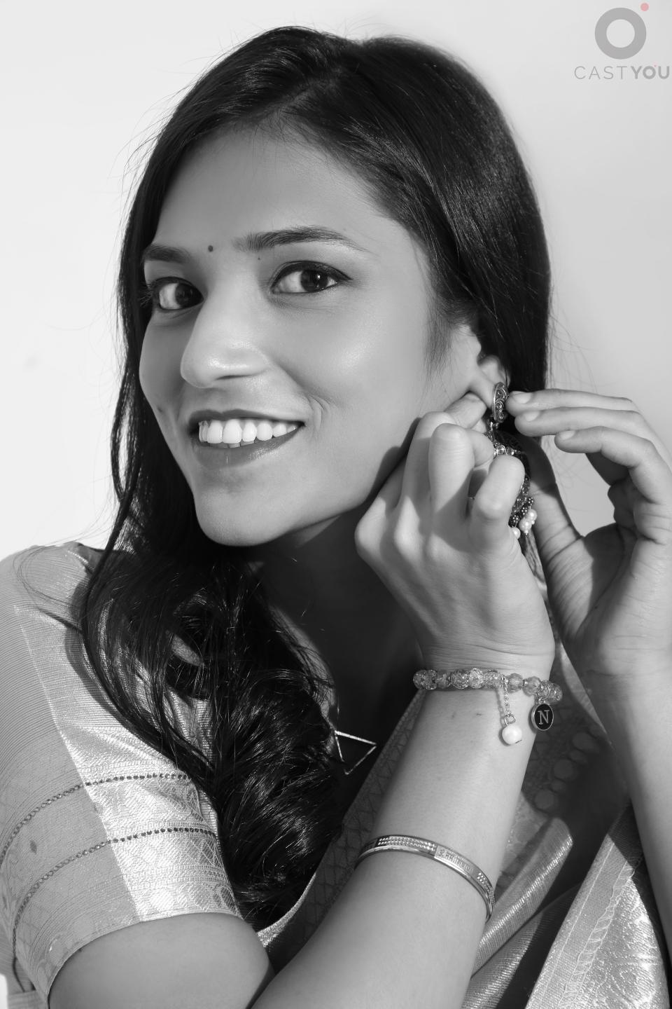 Nisha Gupta - CastYou