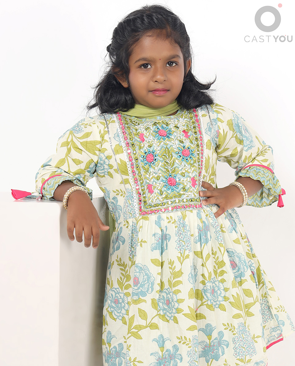 Erin Grace - CastYou